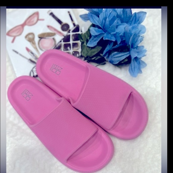 No Boundaries | Shoes | New No Boundaries Flip Flops Slides | Poshmark